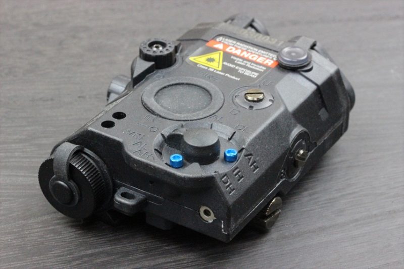 ELEMENT PEQ-15 LA-5 BK