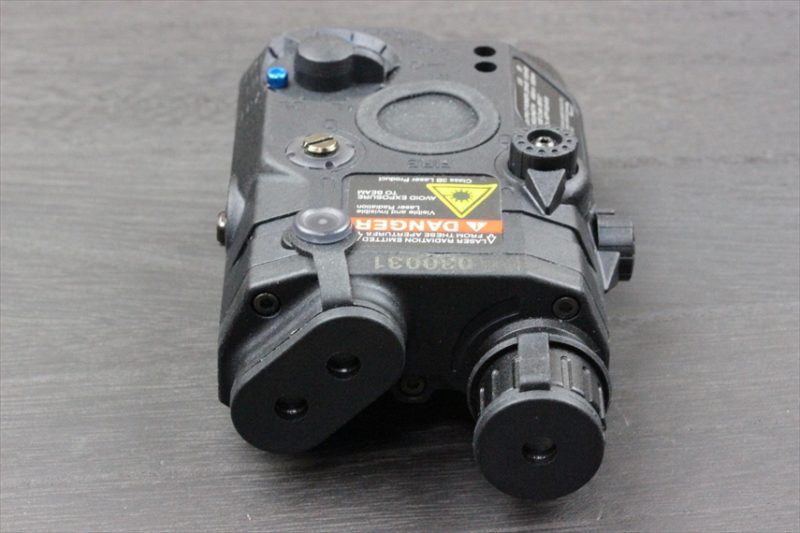 ELEMENT PEQ-15 LA-5 BK