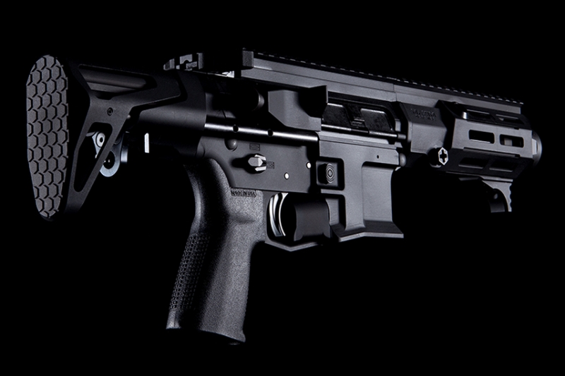 MAXIM DEFENSE：PDWに特化したライフルメーカー