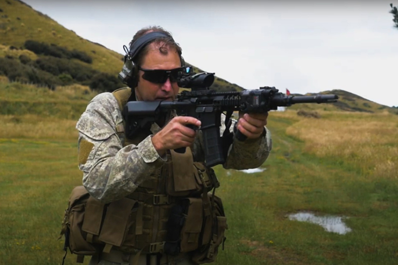 LMT (Lewis Machine & Tool Company) とは？