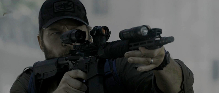 スクリーンで活躍する BCM CARBINE たち